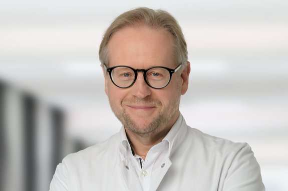 Curriculum Vitae Prof. Dr. med. Claus Schäfer | Gastroenterologie, Hämato-Onkologie ...